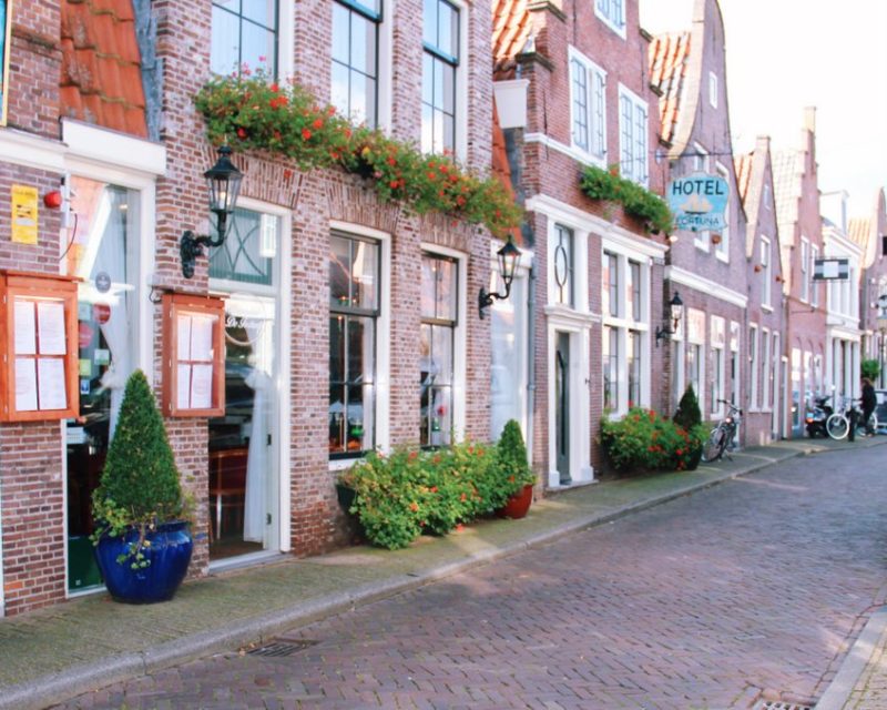 Edam: Cheese Market and Going Around - Miss Travelesque